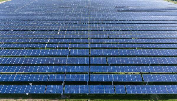 How Global Energy Partnerships Are Reshaping Illinois Solar Projects ...
